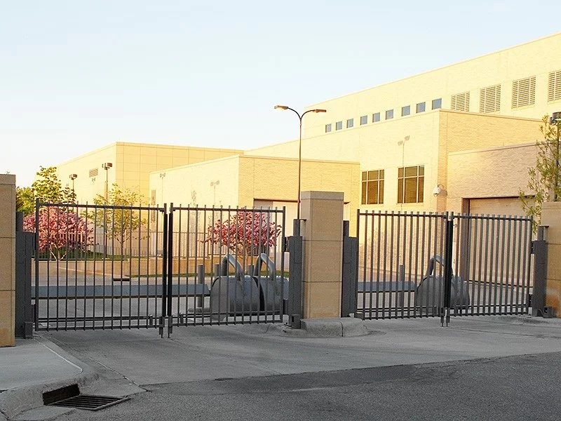 HySecurity SwingRiser 30 - Swing Gate Opener 30s Open/Close Time